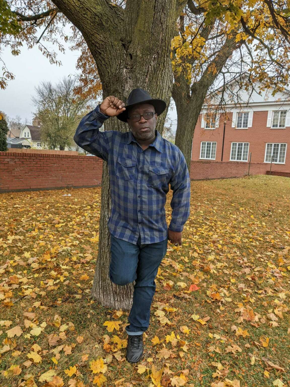 Meet Victor Walker - CanvasRebel Magazine