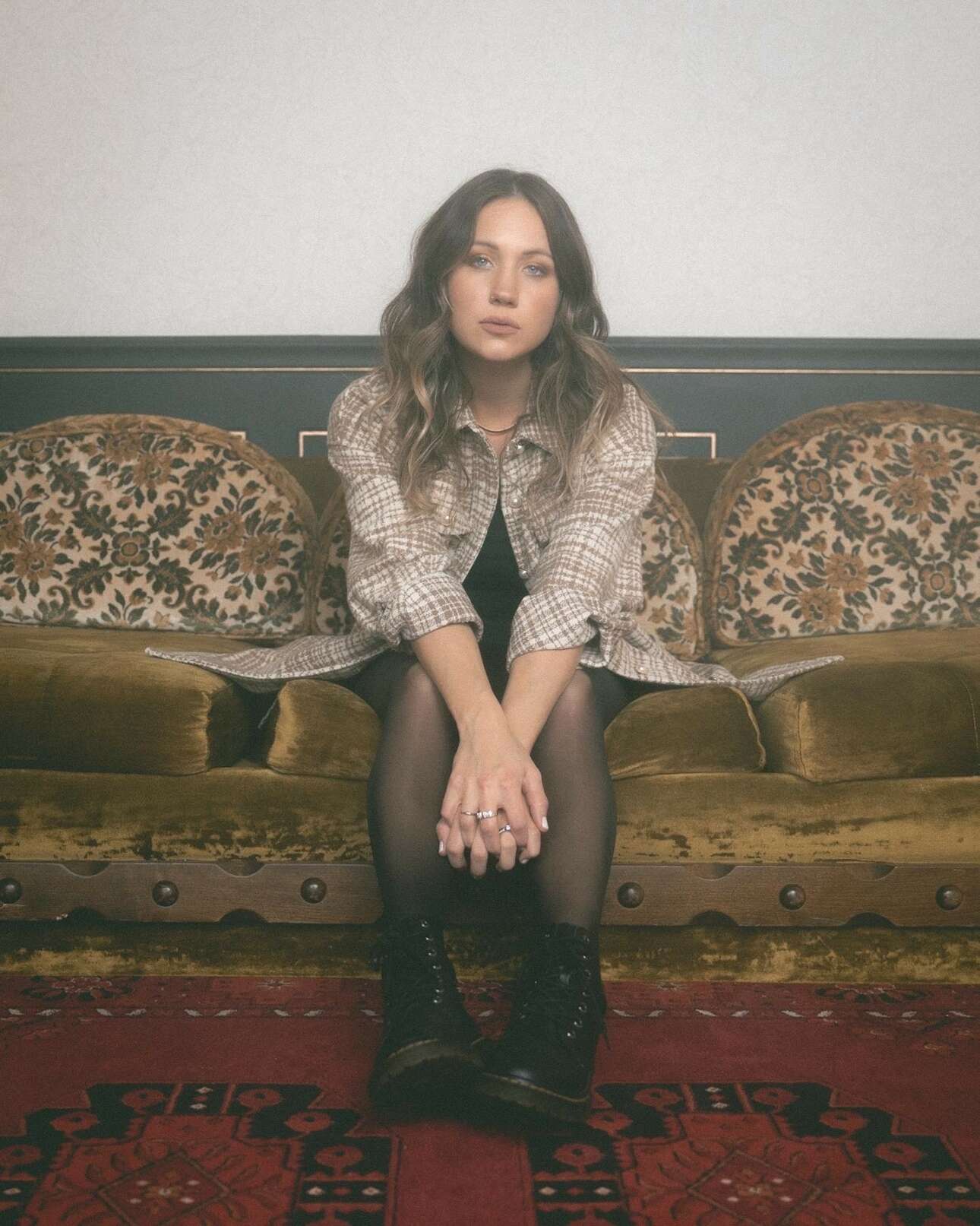 Meet Frankie Orella – CanvasRebel Magazine