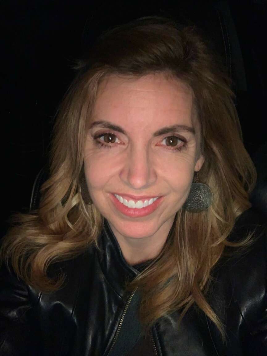 Meet Julie Russell – CanvasRebel Magazine