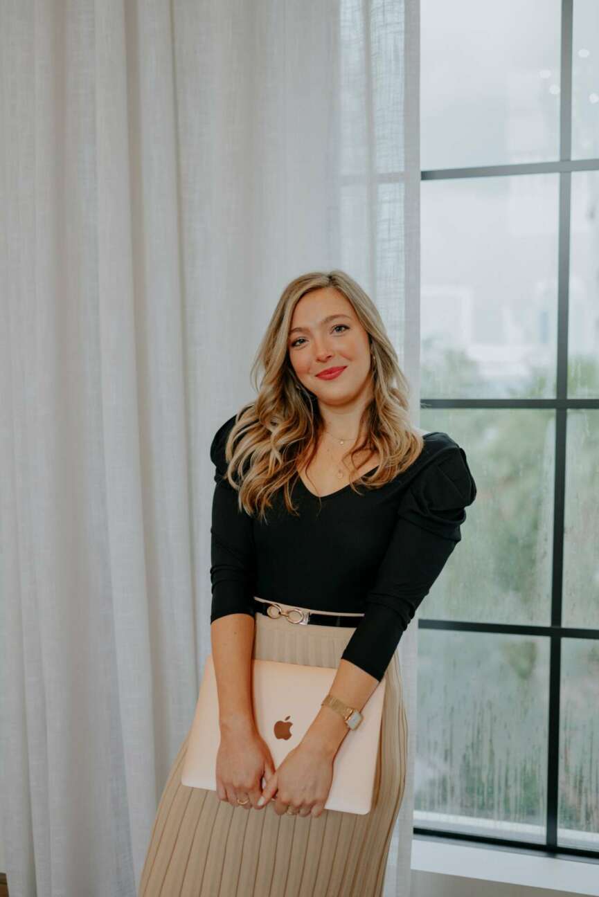 Meet Justine D'Addio. - CanvasRebel Magazine