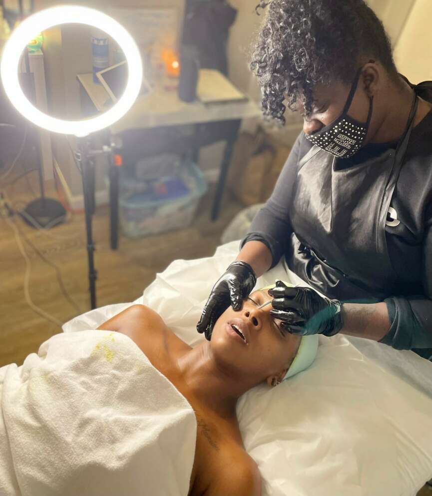 Meet Nijah Williams – CanvasRebel Magazine