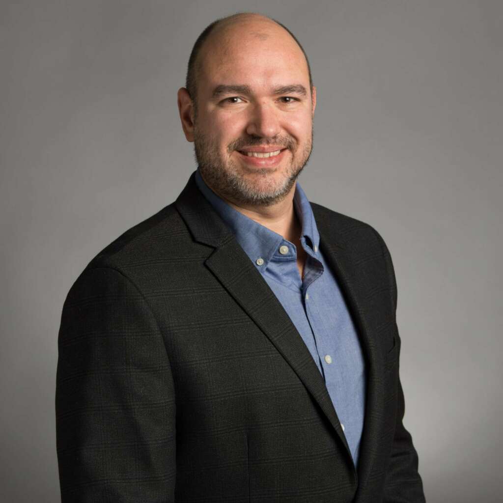 Meet Adam Lowe – CanvasRebel Magazine