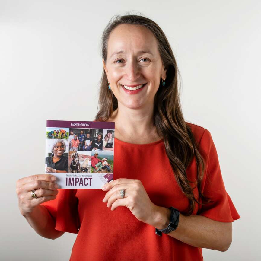 Meet Leeatt Rothschild. - CanvasRebel Magazine