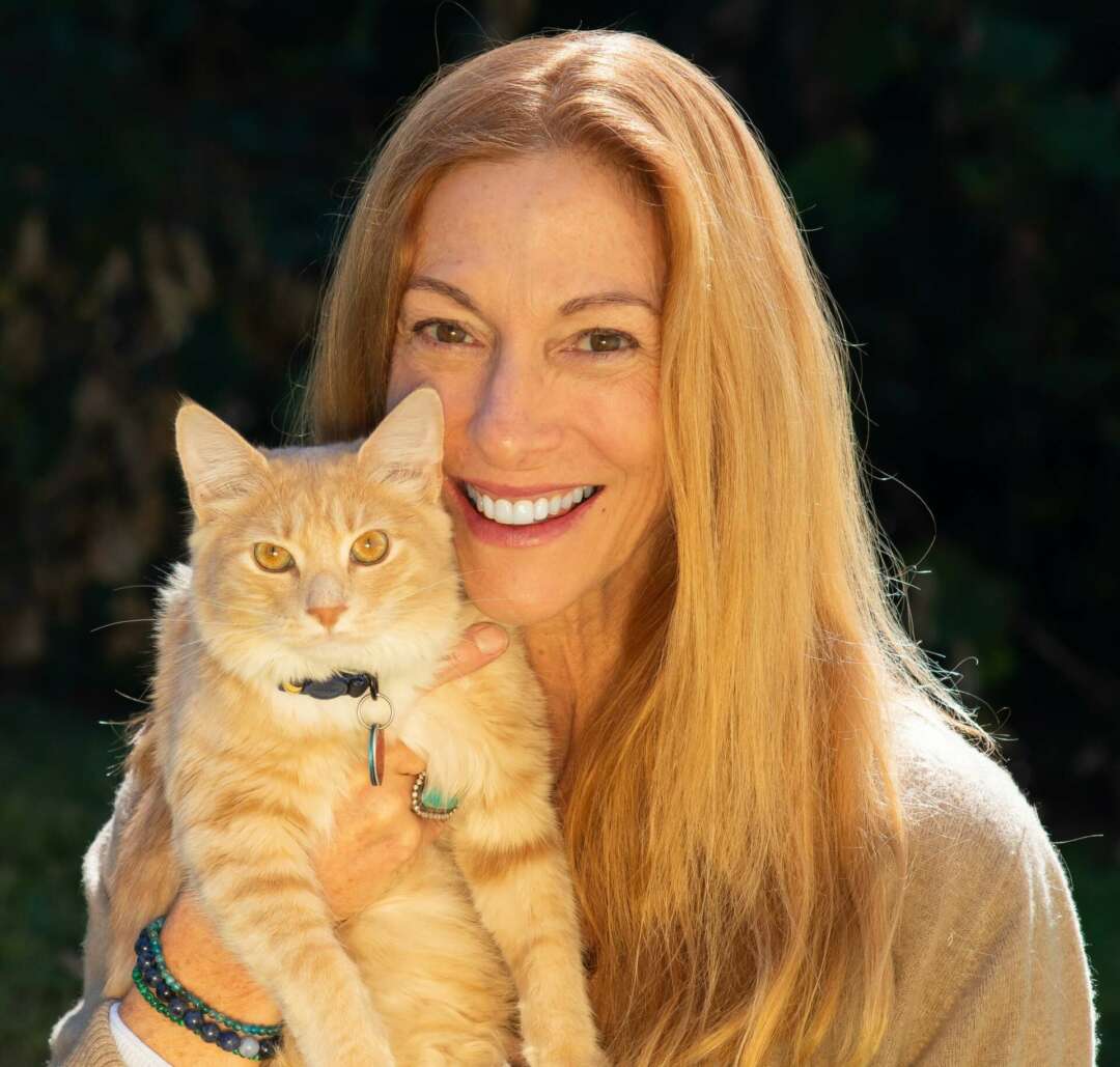 Meet Lisa Brown – CanvasRebel Magazine