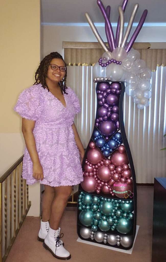 Meet Shantel Bailey – CanvasRebel Magazine