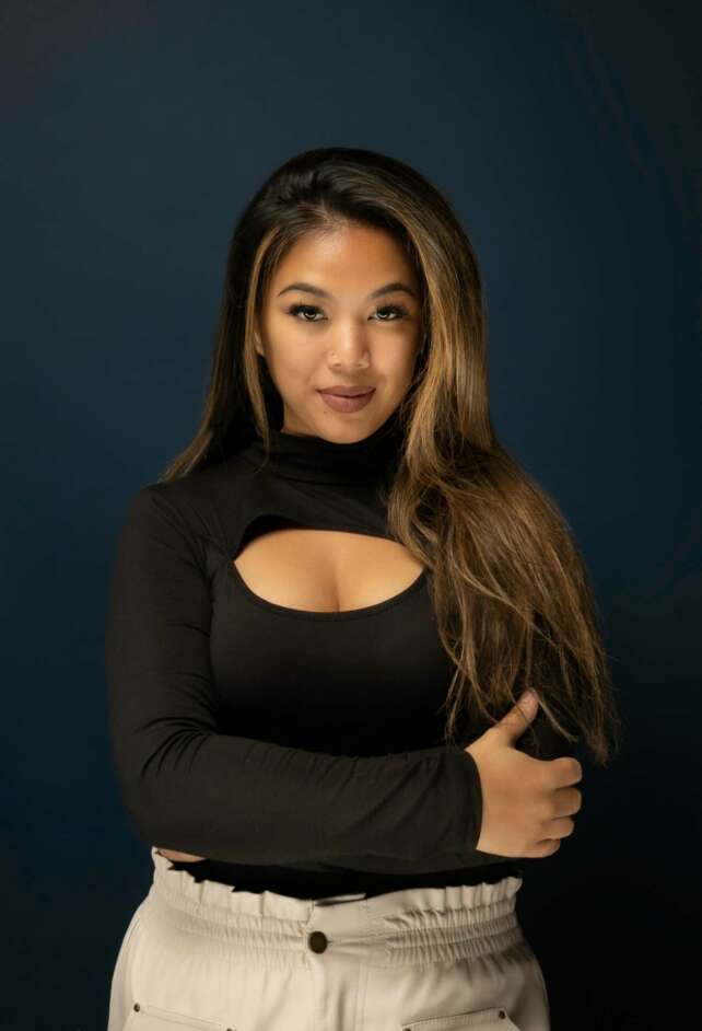 Meet Vera Melissa – CanvasRebel Magazine