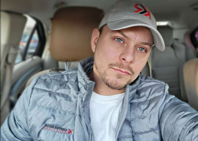 Meet Brandon Akridge - CanvasRebel Magazine