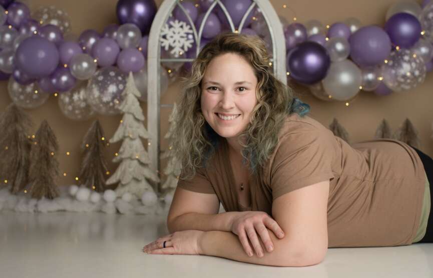 Meet Elizabeth Newton – CanvasRebel Magazine