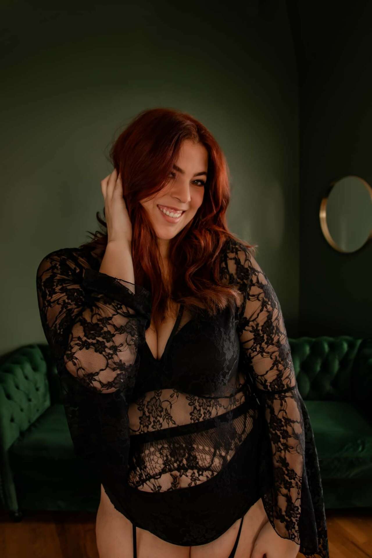 Meet Sara Haar – CanvasRebel Magazine