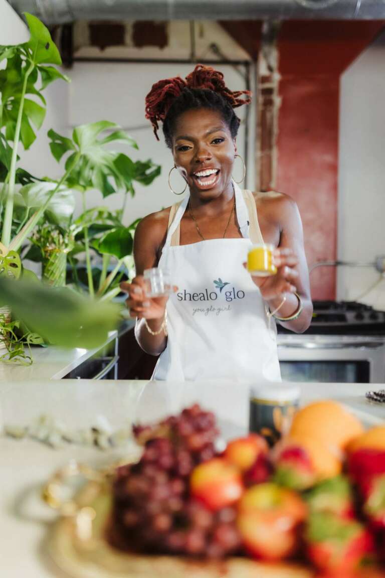 Meet Shannon Mitchell – CanvasRebel Magazine