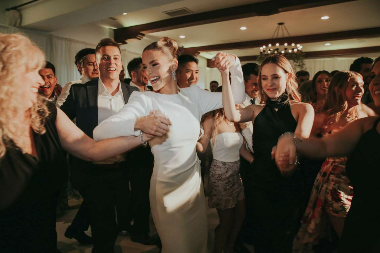 Meet Robert Corrall – CanvasRebel Magazine