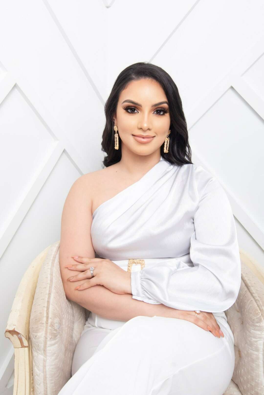 Meet Areanna The Brand Expert – CanvasRebel Magazine