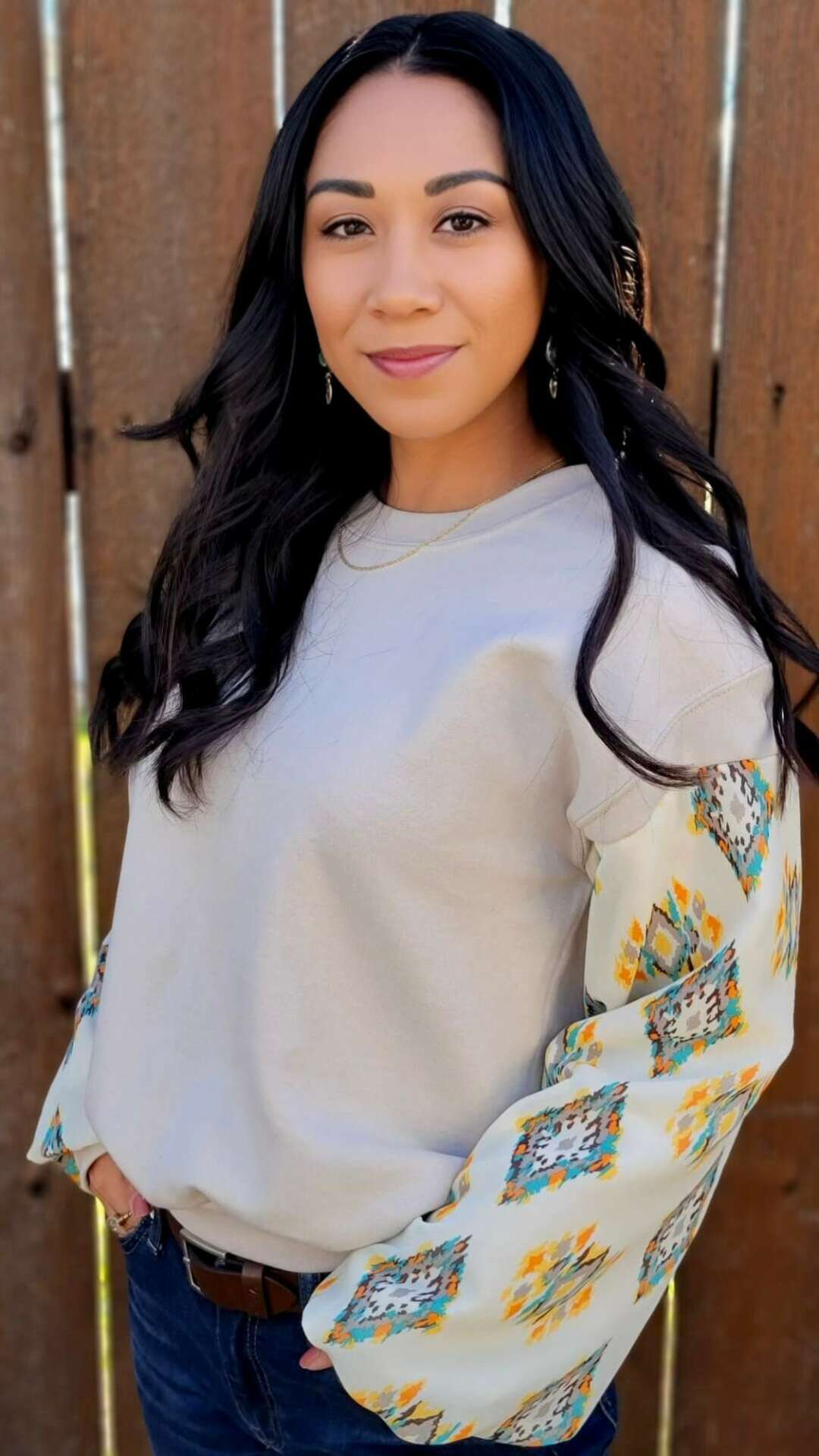 Meet Desiree Reyes - CanvasRebel Magazine