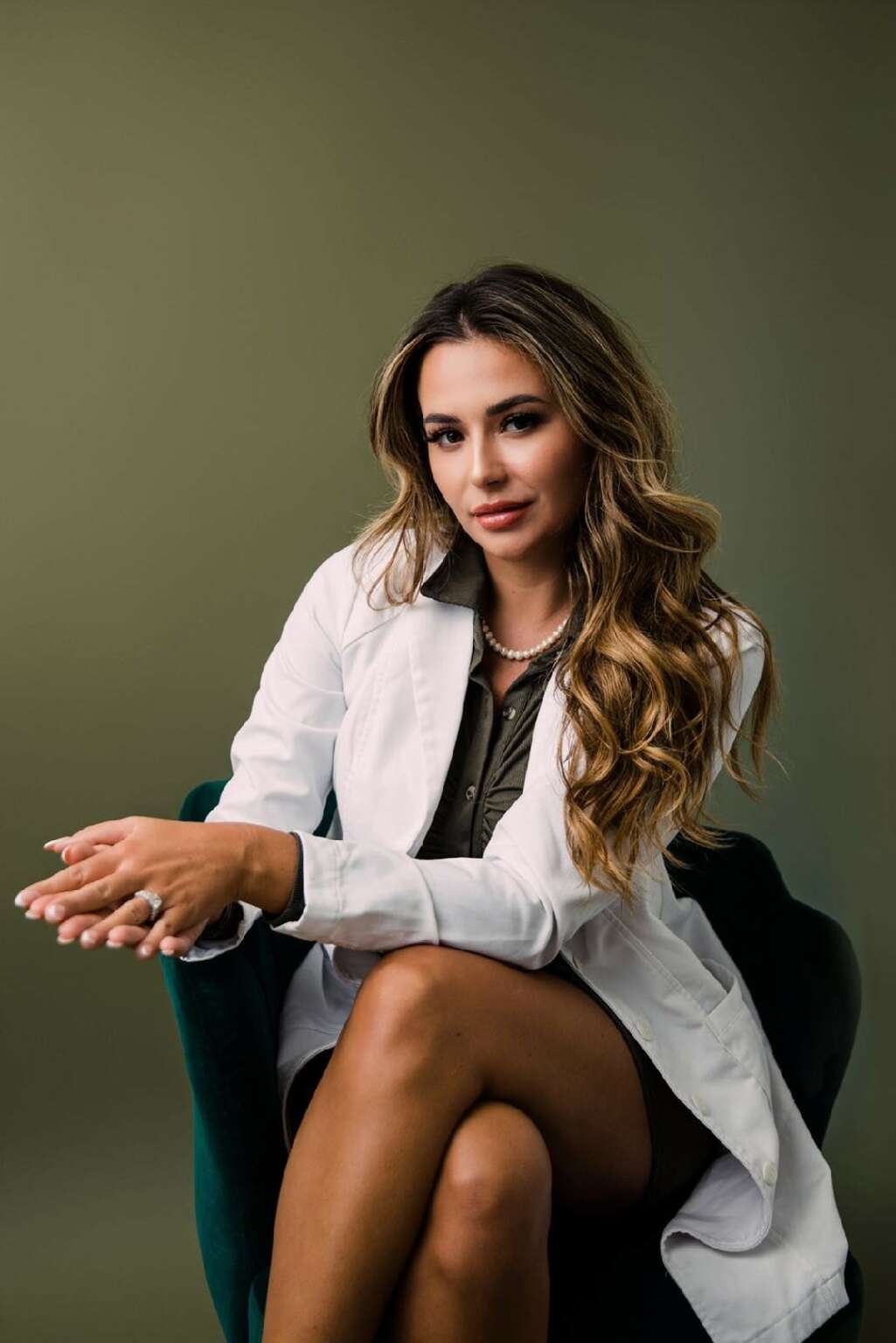 Meet Jacqueline Herrera – CanvasRebel Magazine