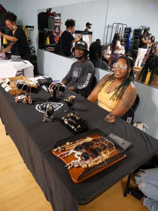 Meet Joy Rowe – CanvasRebel Magazine