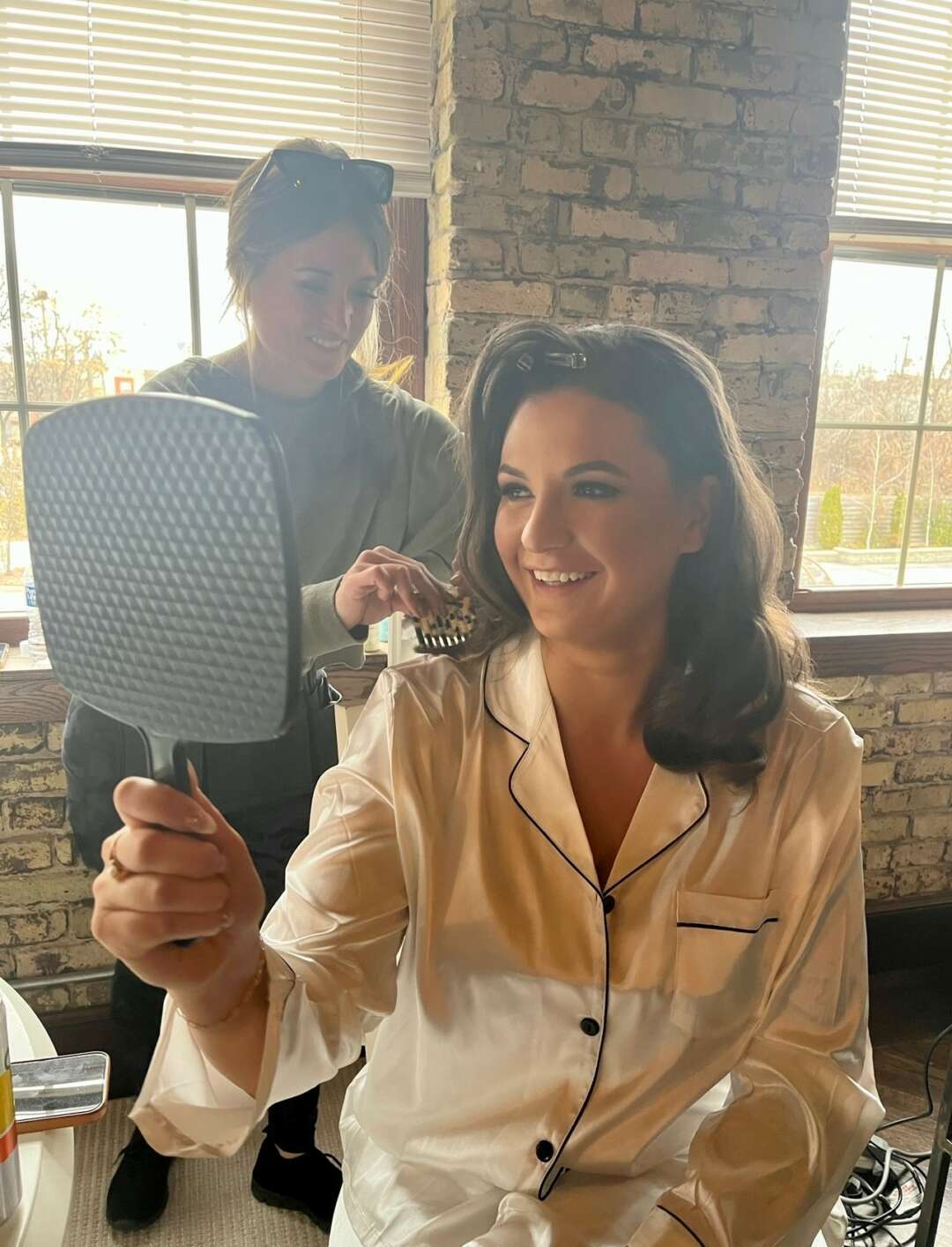 Meet Julia Vargas – CanvasRebel Magazine