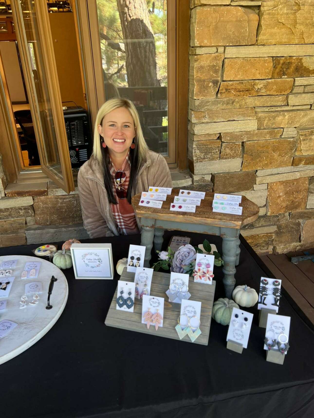 Meet Kristin Hall – CanvasRebel Magazine