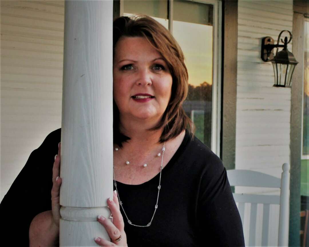 Meet Sabrina Barron - CanvasRebel Magazine