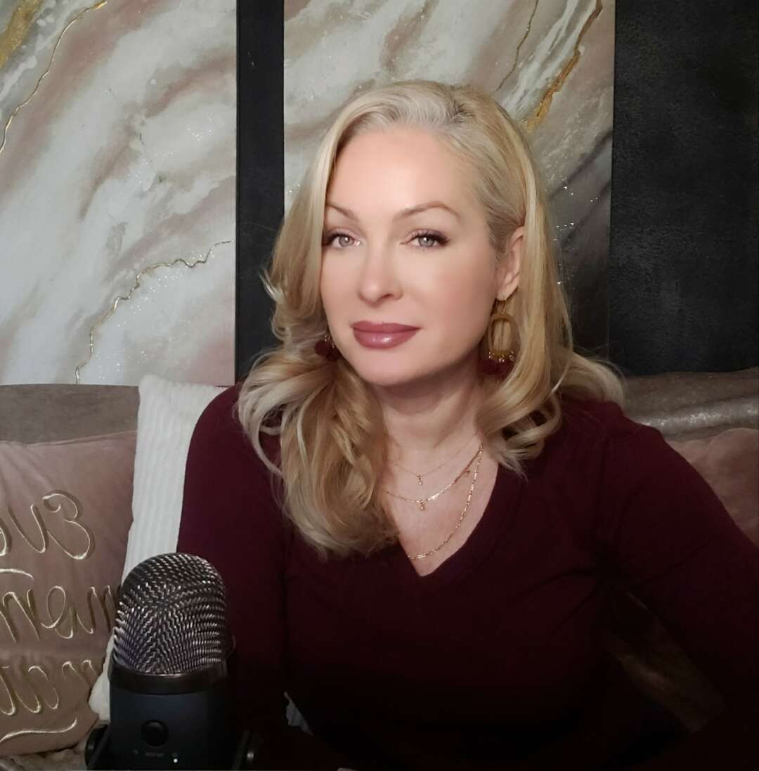 Meet Jennifer Etter – CanvasRebel Magazine