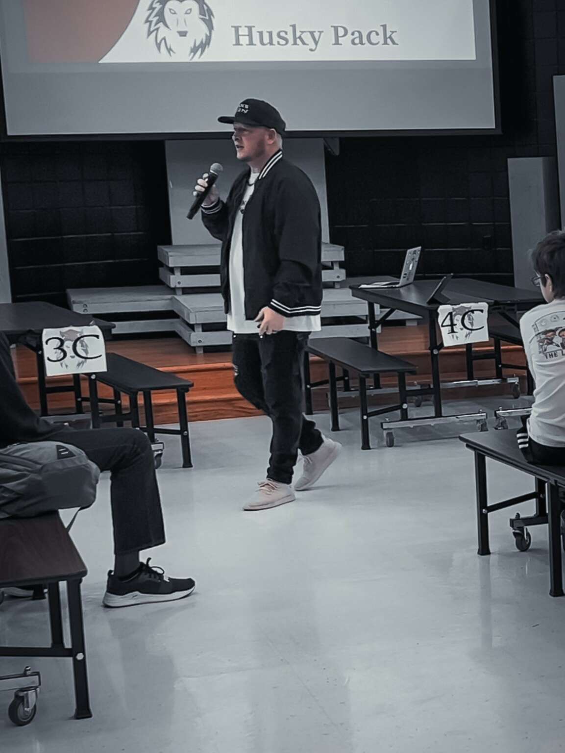 Meet Jason Queen – CanvasRebel Magazine