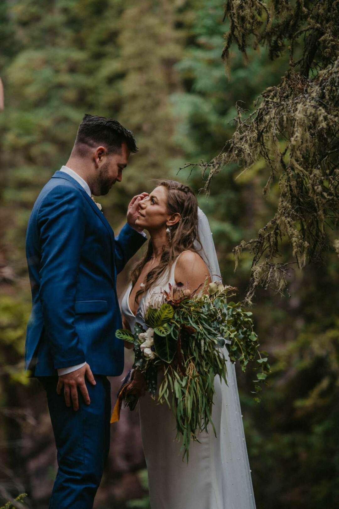 Meet Miranda Lopez - CanvasRebel Magazine