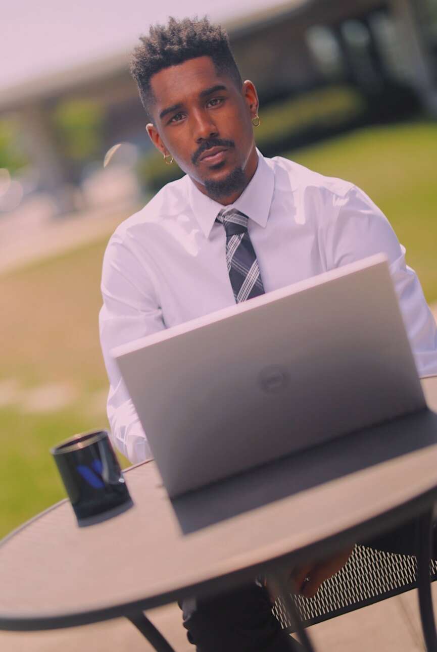 Meet Christian Wilson-Poole – CanvasRebel Magazine