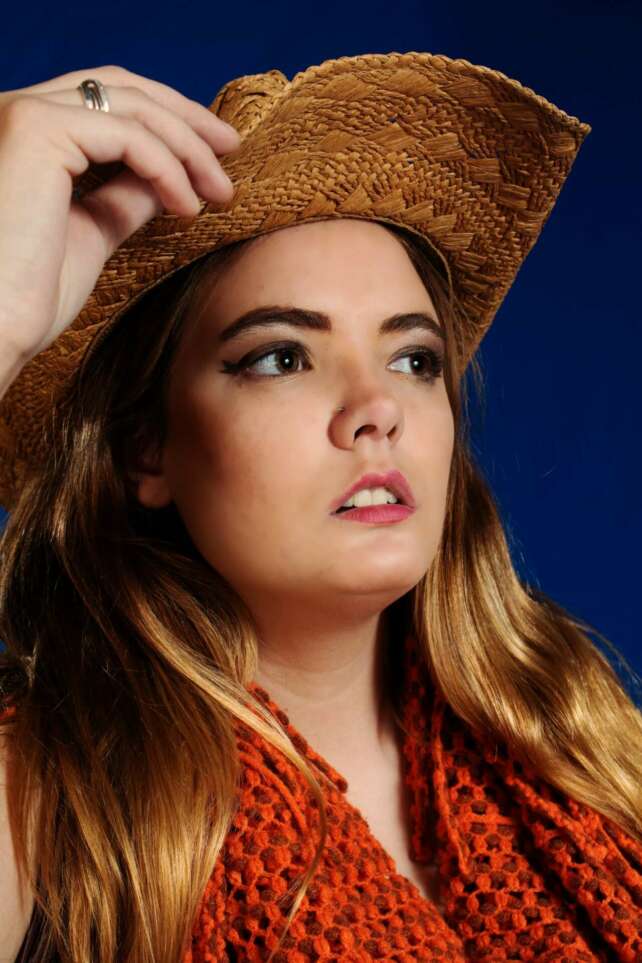 Meet Grace Dowling – CanvasRebel Magazine