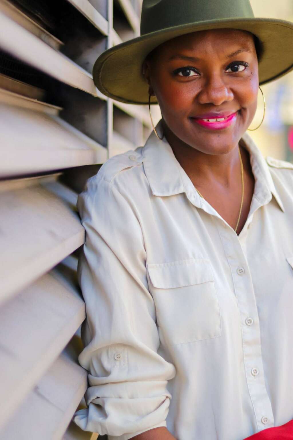 Meet Natalie Foster – CanvasRebel Magazine