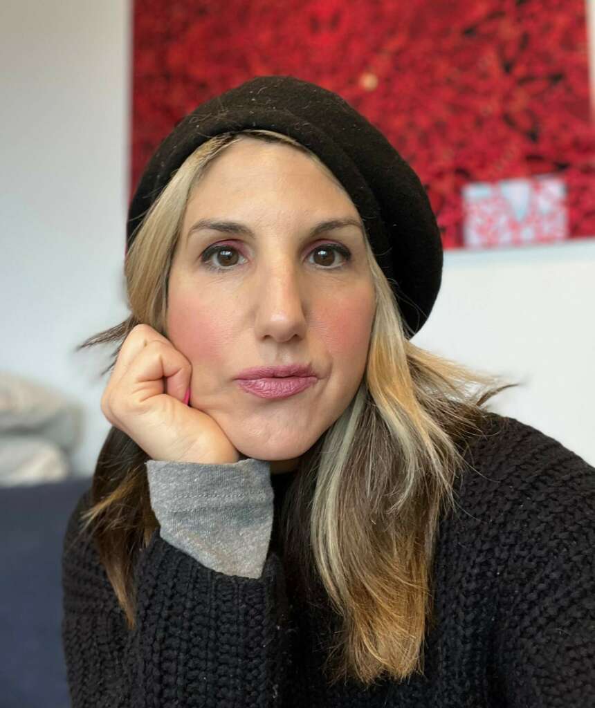 Meet Melissa Roche – CanvasRebel Magazine