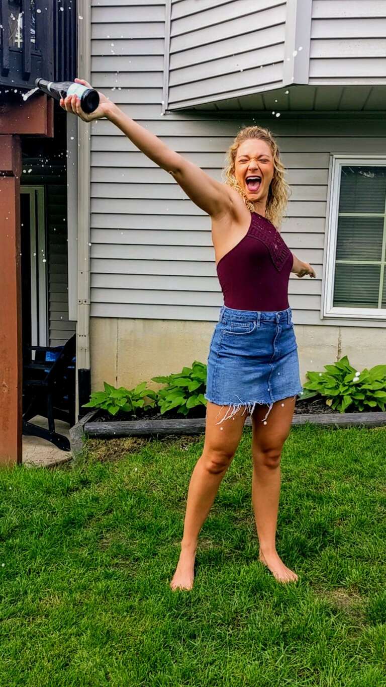 Meet Brooke Simmons – CanvasRebel Magazine