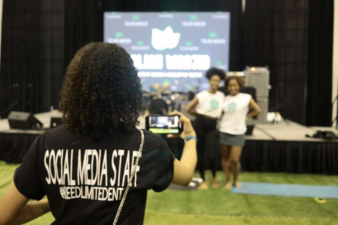 Meet Danielle Reed – CanvasRebel Magazine