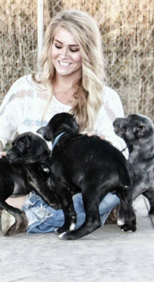 Meet Angela Clark – CanvasRebel Magazine