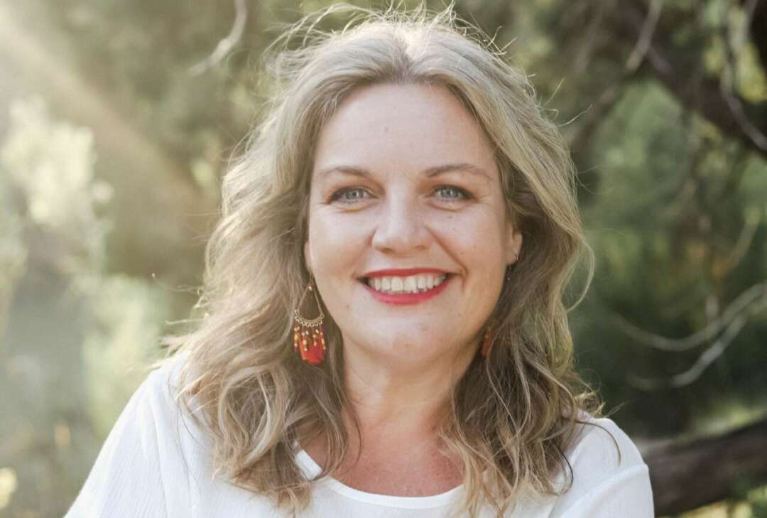 Meet Anna Larson - CanvasRebel Magazine