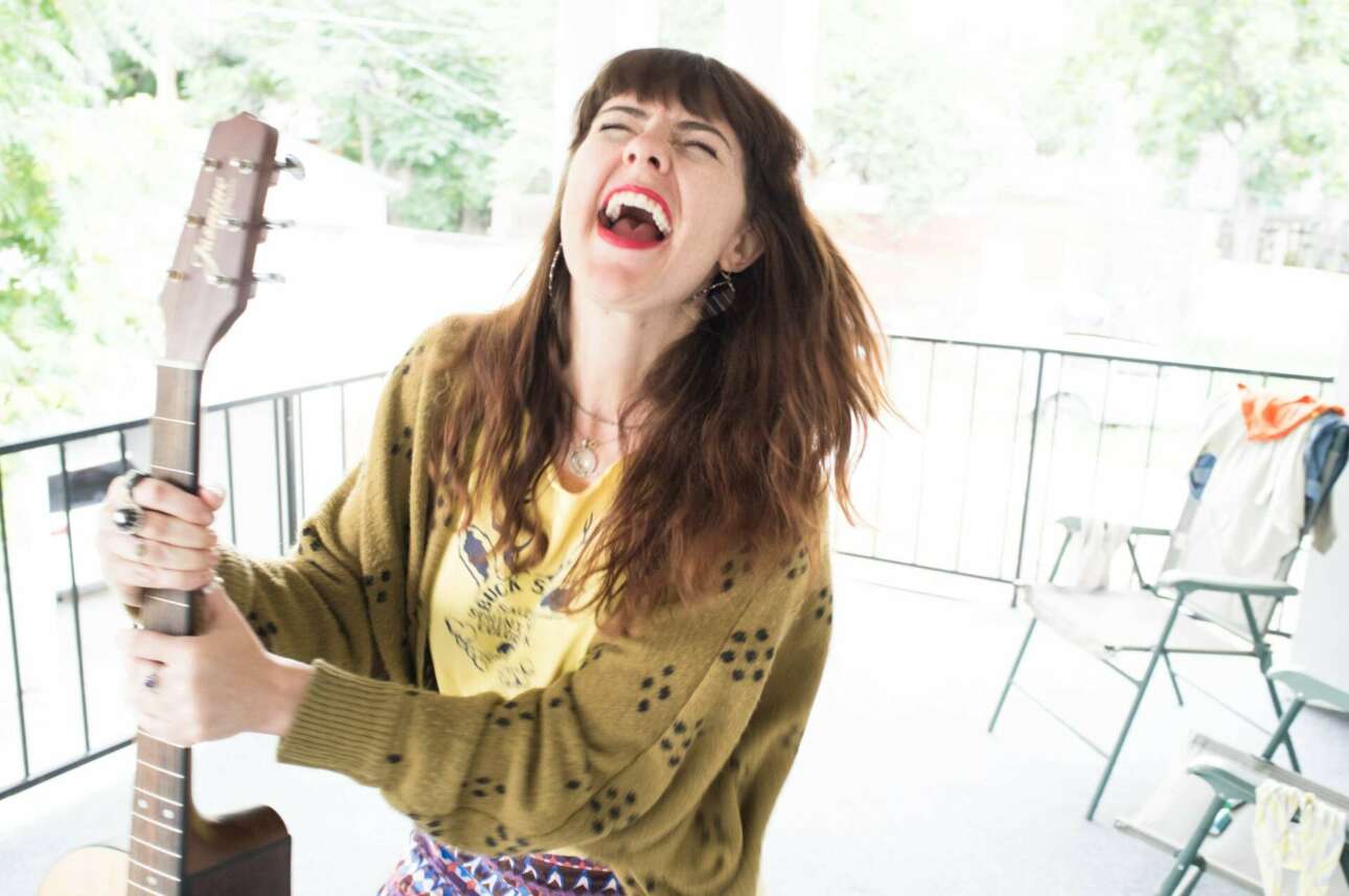 Meet Carly Howard – CanvasRebel Magazine