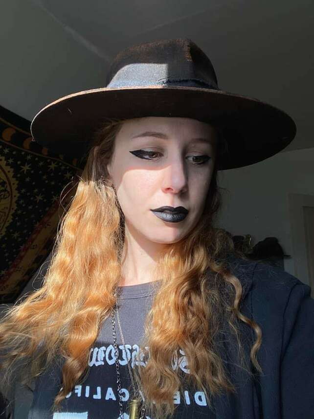 Meet Danielle Bullock – CanvasRebel Magazine