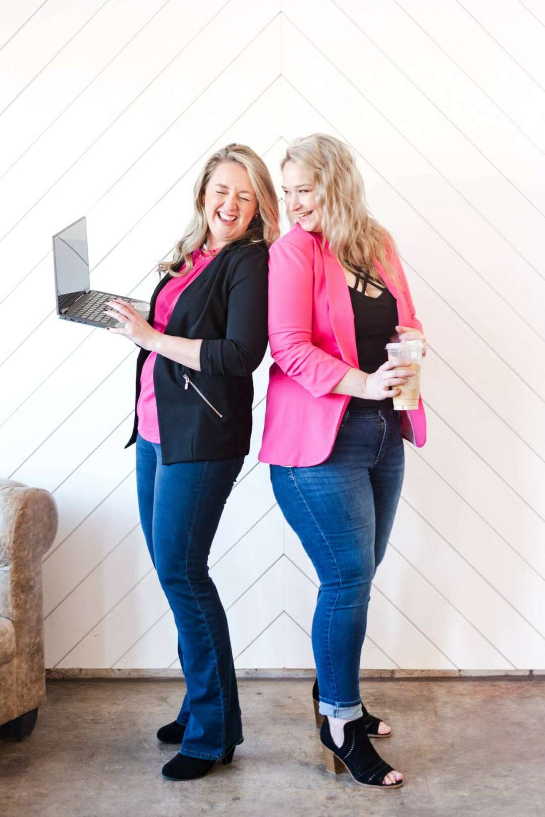 Meet Heidi Johnson – CanvasRebel Magazine