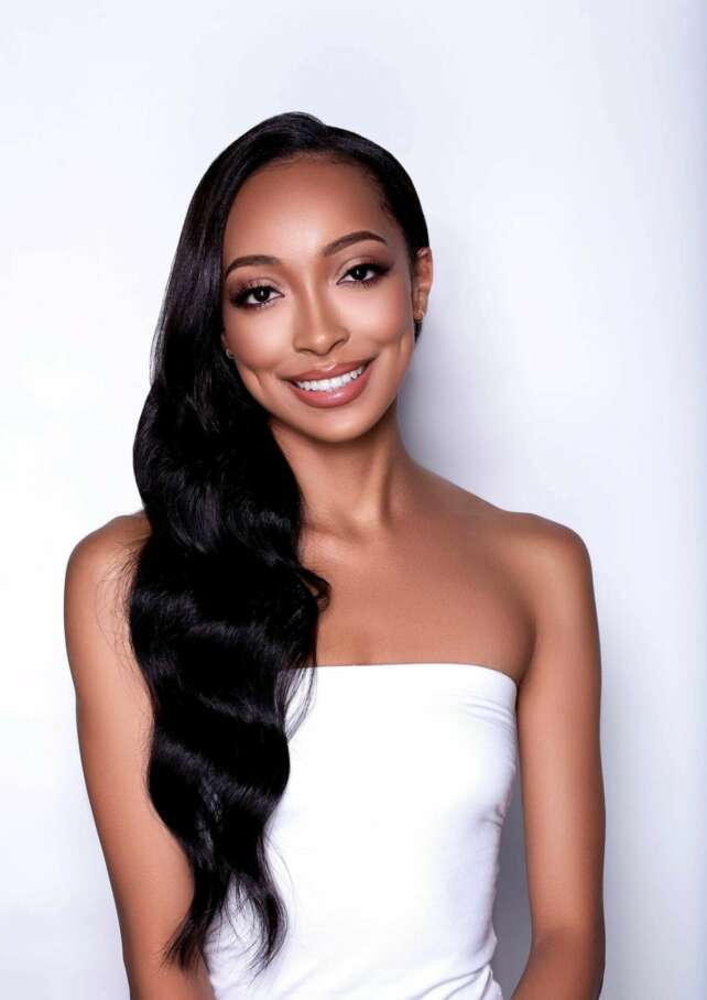 Meet Kayla Jones - CanvasRebel Magazine