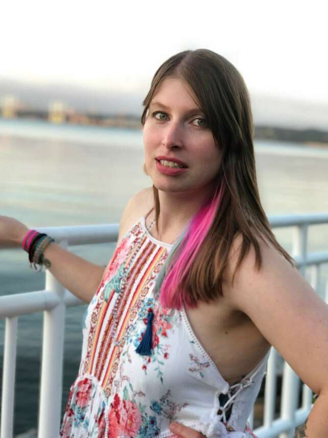 Meet Leigh LaBrake - CanvasRebel Magazine