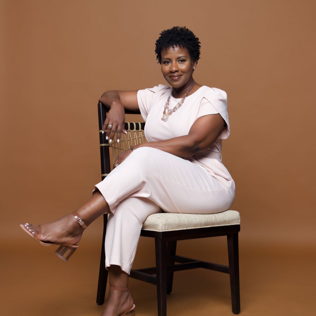 Meet Lisa L. Baker – CanvasRebel Magazine