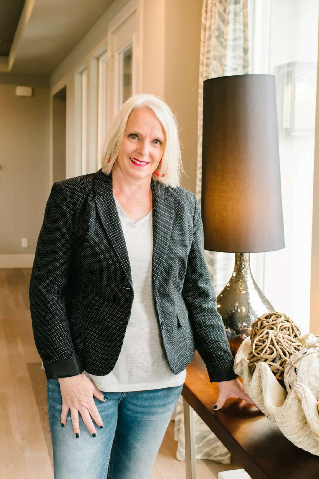 Meet Randi Dukes – CanvasRebel Magazine