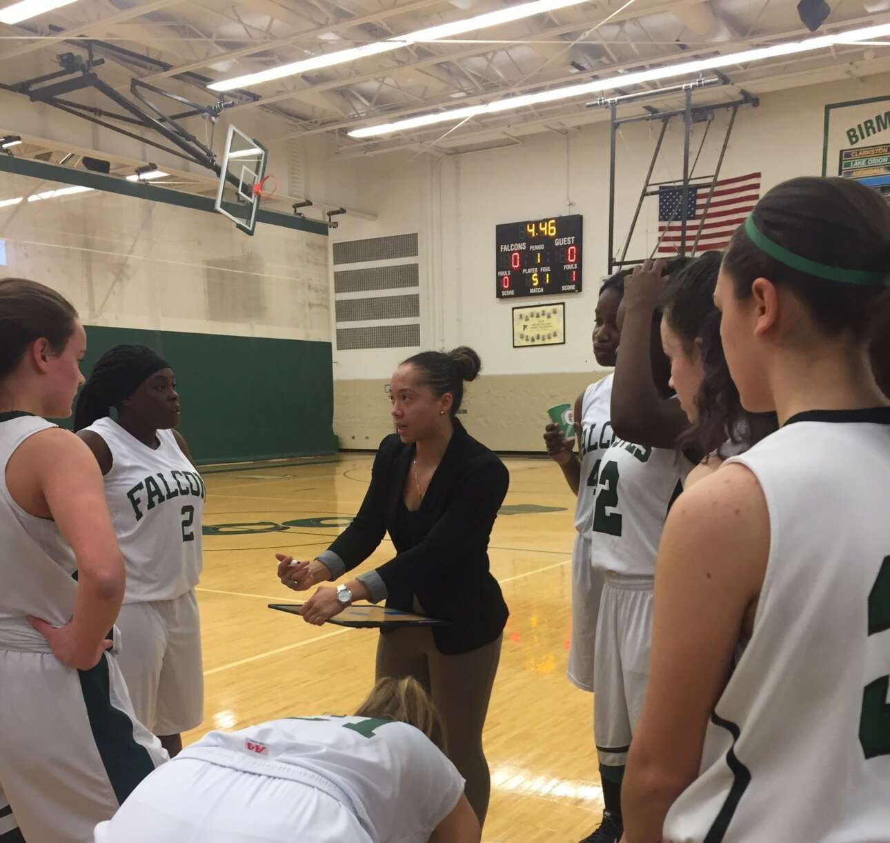 Meet Lena Thomas – CanvasRebel Magazine