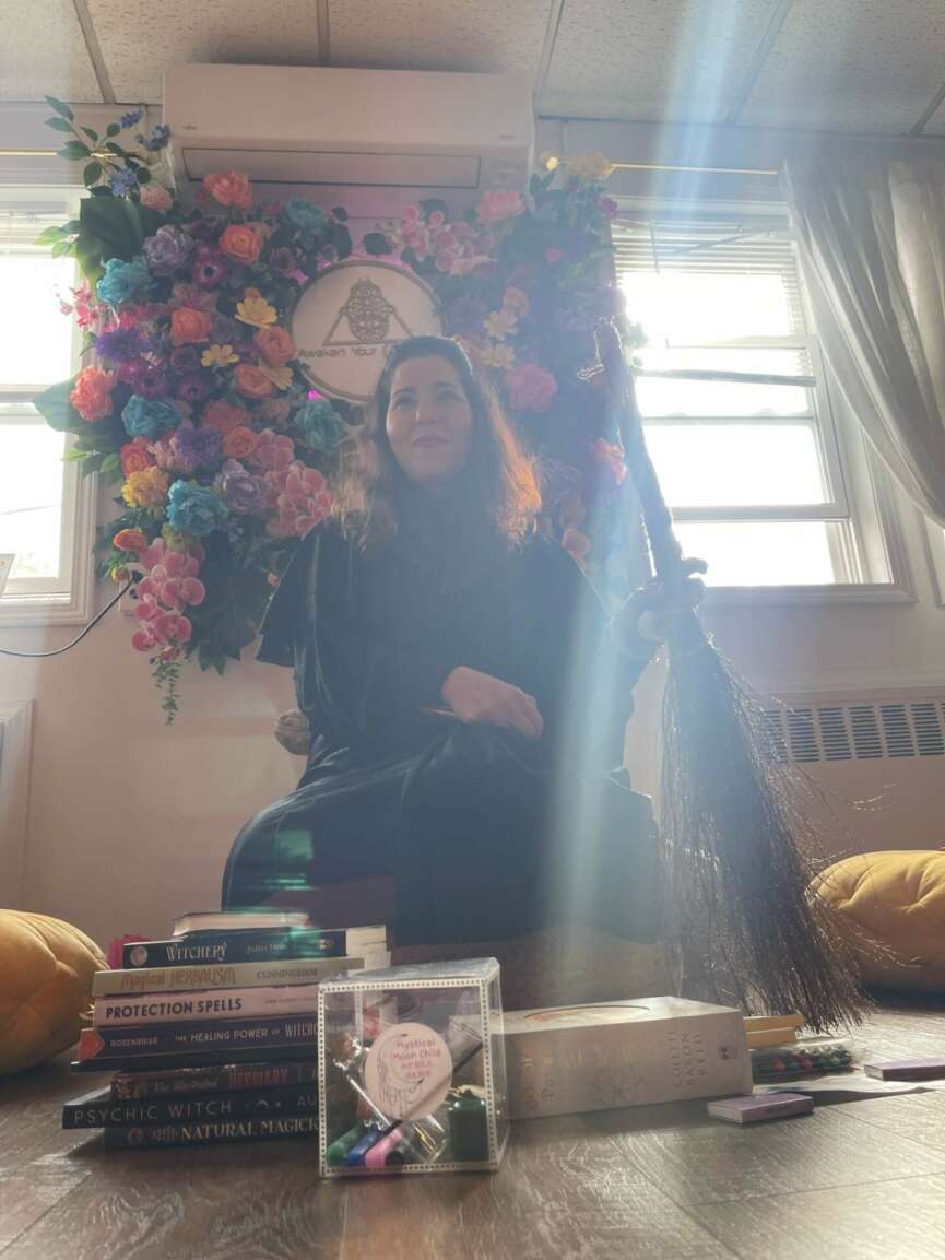 Meet Michelle Rey – CanvasRebel Magazine