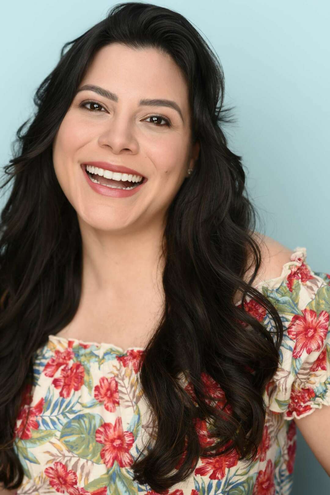 Meet Maria Alejandra Hernandez – CanvasRebel Magazine