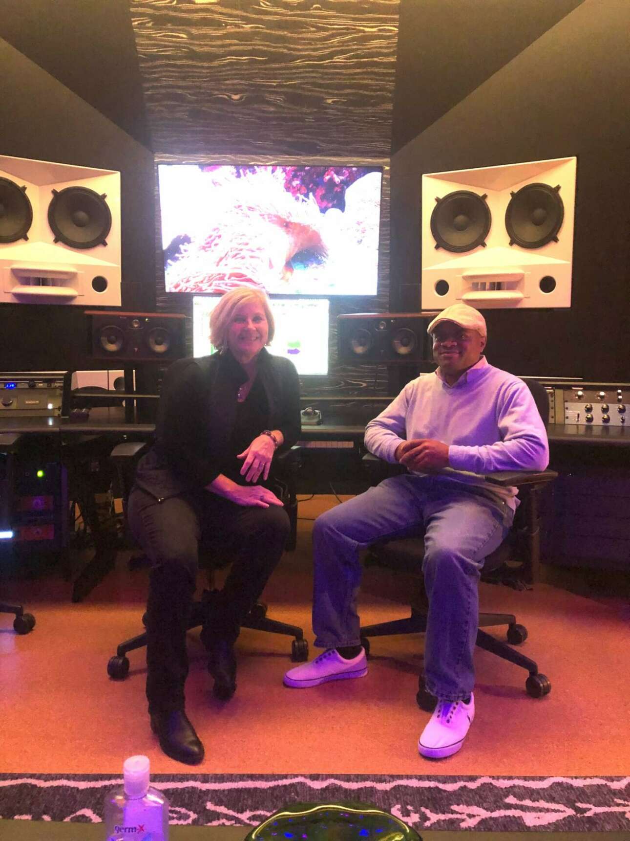 Meet Shaun Moore – CanvasRebel Magazine