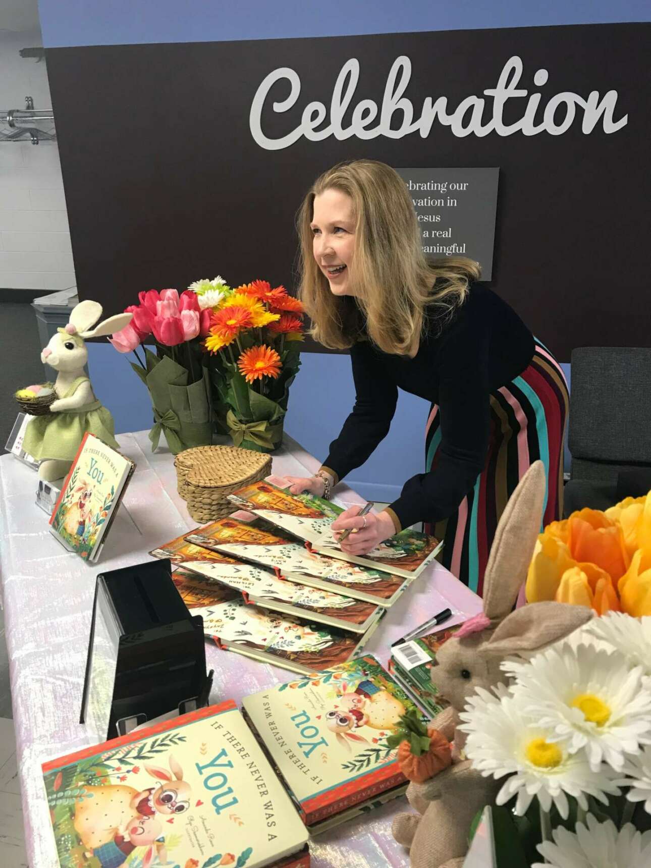 Meet Amanda Rowe – CanvasRebel Magazine