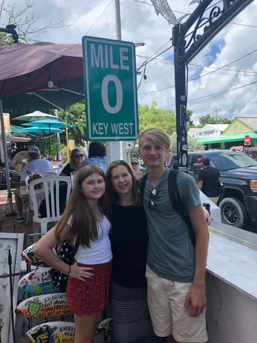 Meet Amanda Rowe – CanvasRebel Magazine