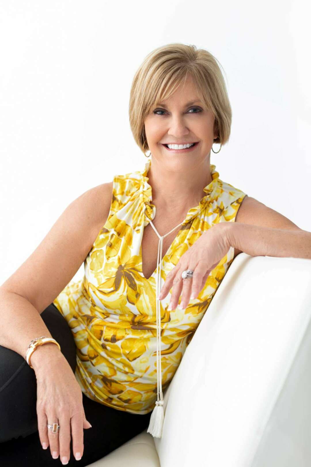 Meet Julie Whitney – CanvasRebel Magazine