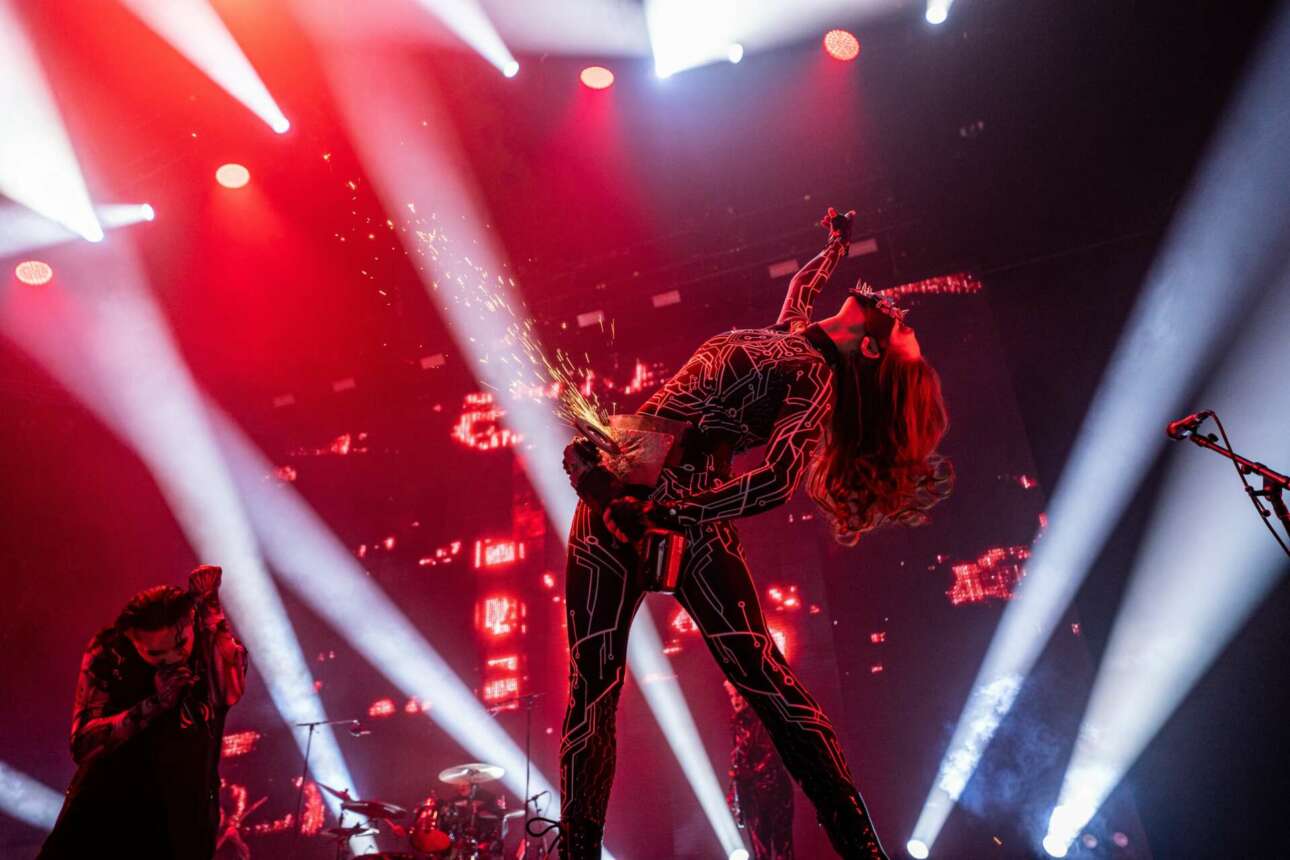 Meet Melanie Russell – CanvasRebel Magazine