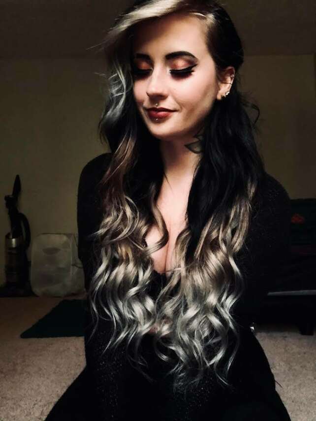 Meet Elizabeth Proctor – CanvasRebel Magazine