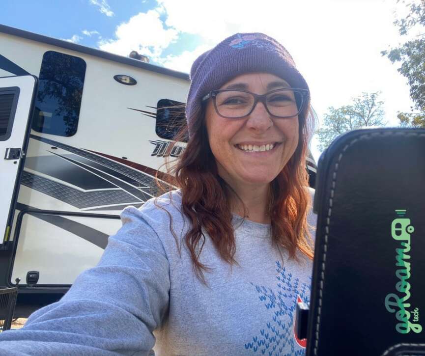 Meet Jessica Jorgensen - CanvasRebel Magazine